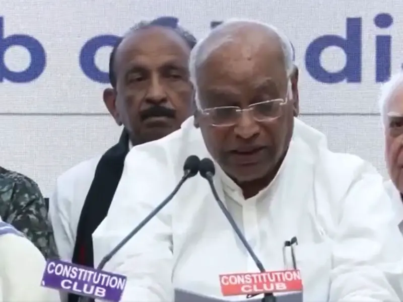 India bloc to write to Chief Justice on SIR, demands Education Minister ...