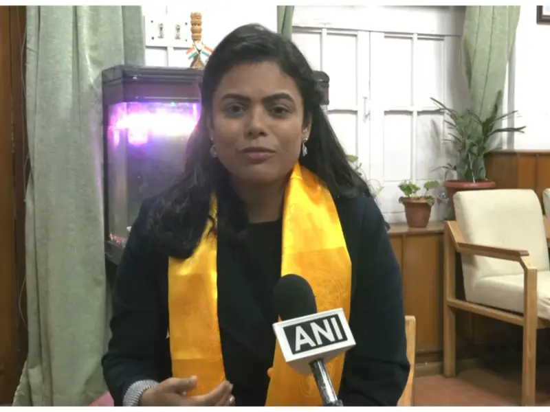 Young Yoga practitioner takes wellness movement to Himachal's high ...