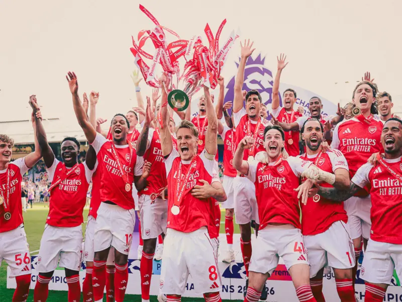 "Want this trophy to go to Emirates Stadium....": Former Arsenal ...