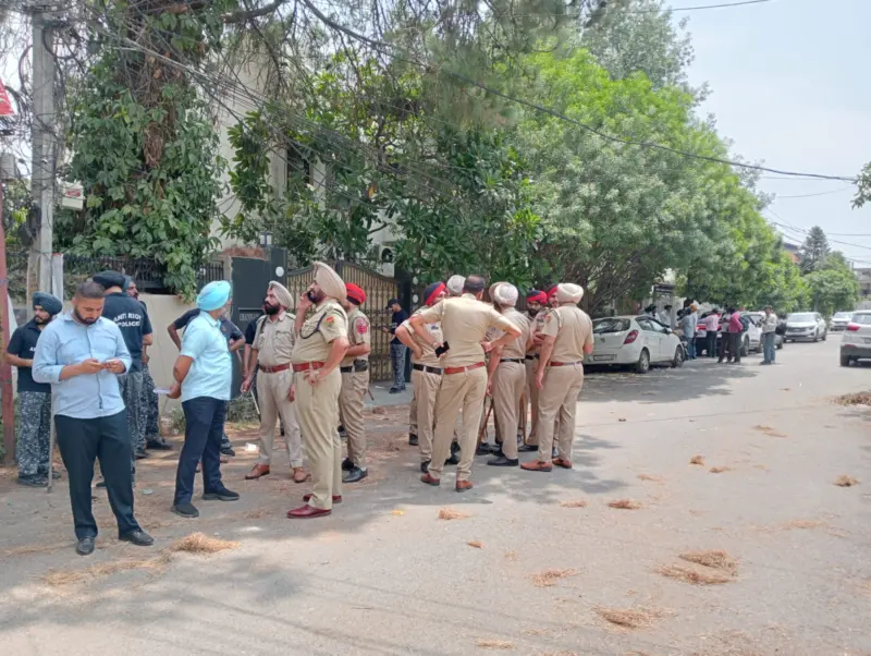 Police raid Bikram Majithia's house over 'attack' on Majitha police ...